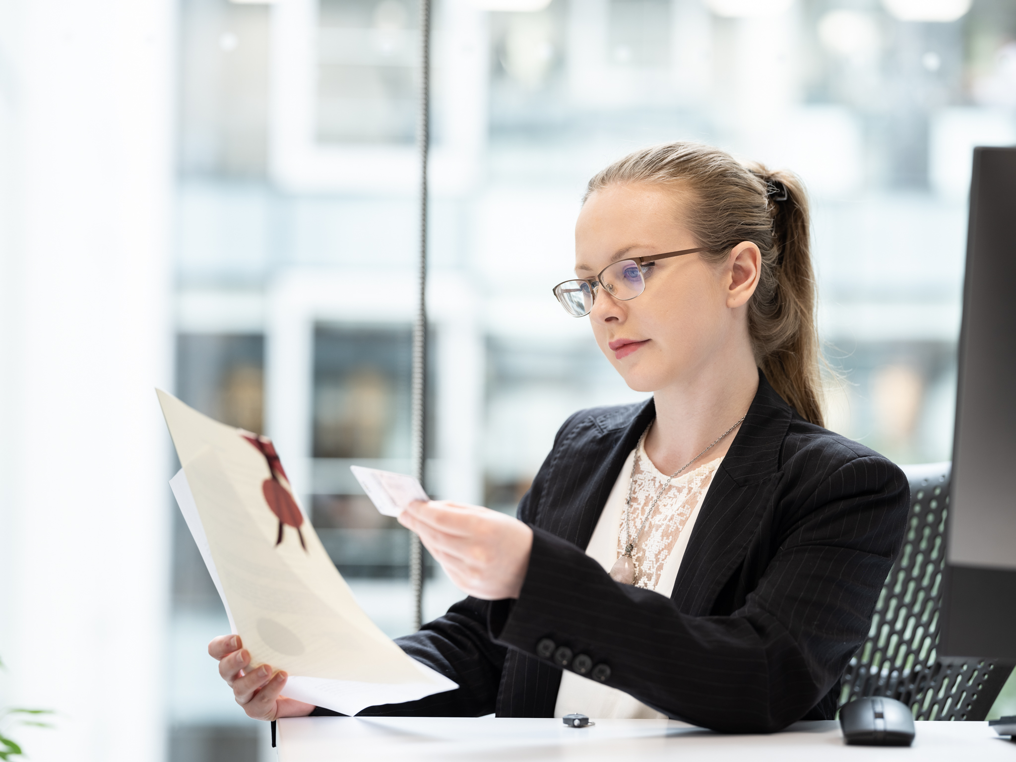 Video call identity and signature identification - Notable Notaries