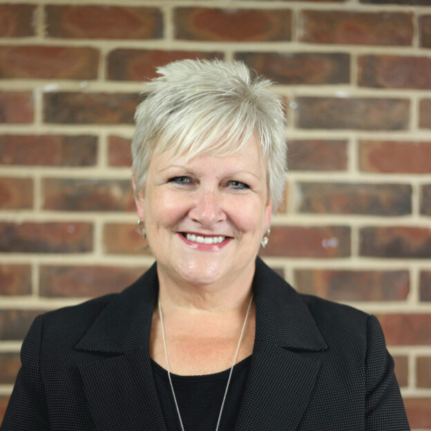 Jayne Griffiths-Scott - Notable Notaries